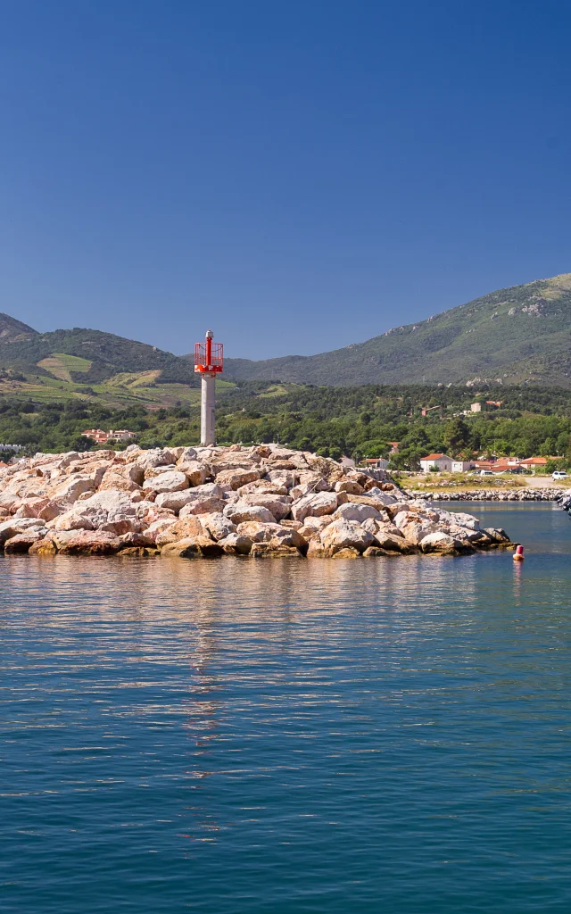 The port of Argelès-sur-Mer: a stroll between land and sea The port ...